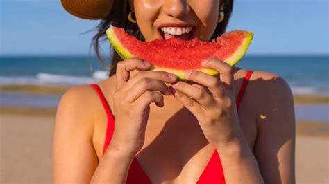 Gesunde Wassermelone Erfrischende Sommerfrucht Mit Wertvollen Nährstoffen