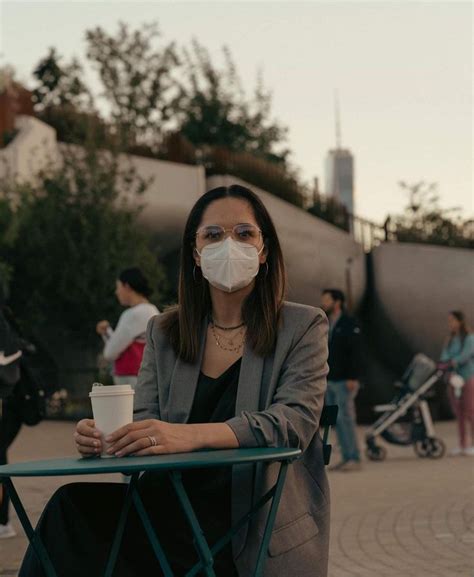 Юля Ахмедова Comedians