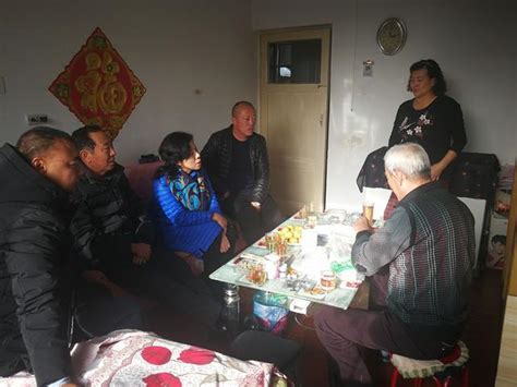 進村入戶，幫扶困難群眾，紮實推進精準扶貧 每日頭條