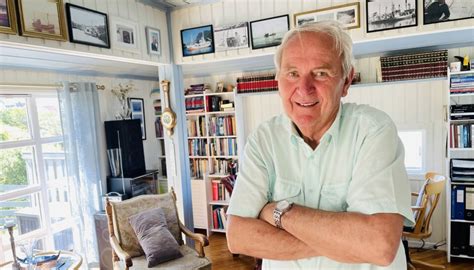 Oddvar Husa 79 Fra Fedje En Ramsalt Kysthistorie