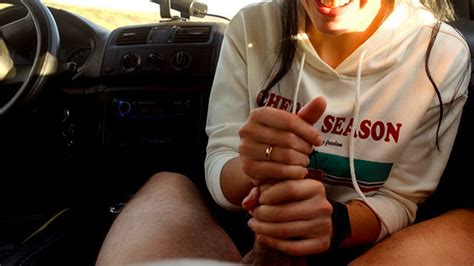 Quick Car Blowjob And Cum In Mouth She Swallowed It All