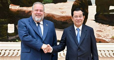 សម្ដេចតេជោ ហ៊ុន សែន ស្នើឱ្យឱ្យគុយបា ពិនិត្យពិចារណាជំរុញកិច្ចសហប្រតិបត្តិការជាមួយកម្ពុជា