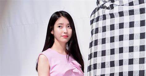 무한도전 아이유 무릎 위로 올라오는 미니스커트로 각선미 자랑