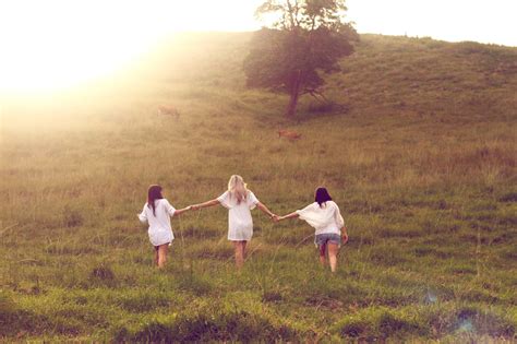 Los Beneficios De Tener Amigos Astrolabio