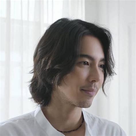 จี๋ สุทธิรักษ์ กับความหล่อที่ถอดแบบมาจากพ่อ