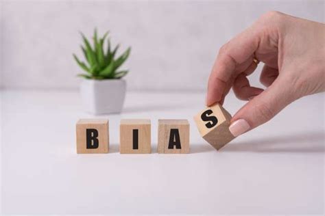 Types Of Research Bias And How To Avoid Them Examples Appinio Blog