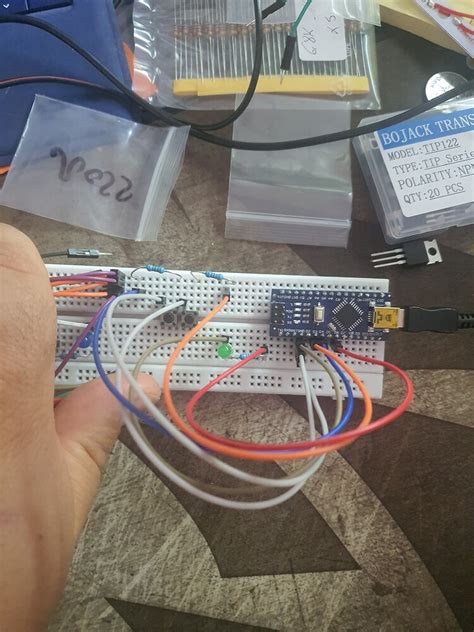 Varier Un Signal Pwm Avec Des Boutons Français Arduino Forum