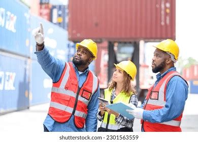 65 African Women Shows Container Images Stock Photos Vectors Shutterstock