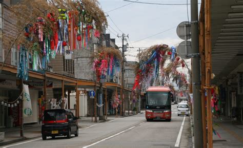 【公式】魚津市観光案内公式サイト ｜ うおっ！な魚津旅情報＠北陸・魚津 魚津ライブラリ／魚津市商店街
