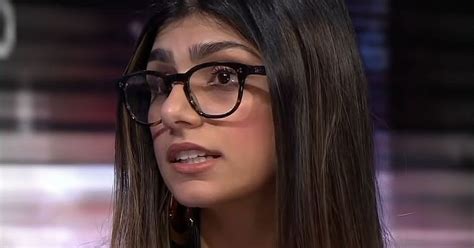 Mia Khalifa Vs Bangbros La Historia De La Disputa Que Remece Al Mundo Fanradio