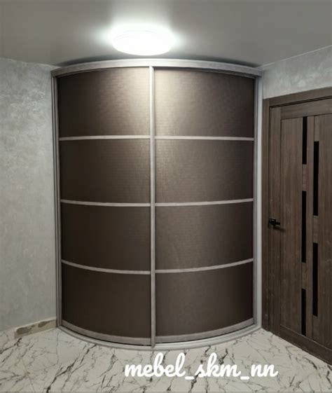 Радиусный шкаф купе относительная новинка в мебельном сегменте однако модуль с нетрадиционным