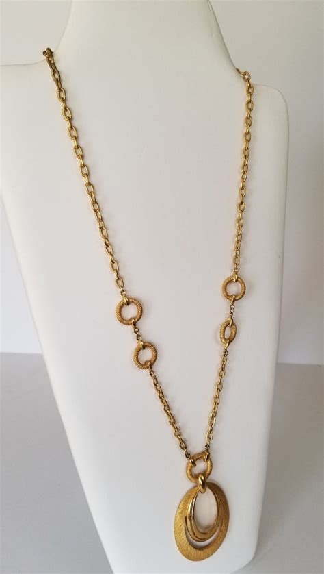 Trifari Teardrop Pendant Necklace Crown Trifari Gold Gem