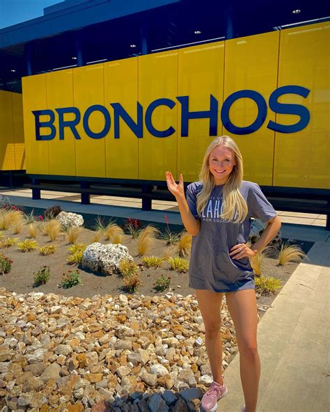 Zoey Taylor Bio Age Career Net Worth Height Education