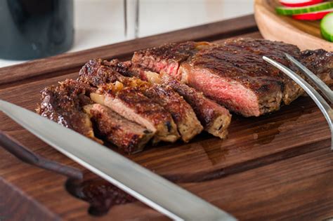 얇게 썬 중진공상태 드문 그릴 비프 스테이크 Ribeye 0명에 대한 스톡 사진 및 기타 이미지 0명 고기 구이 Istock