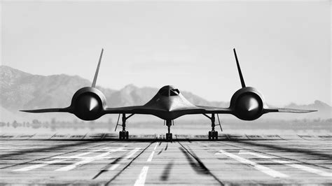 Bomber Lockheed Sr 71 Blackbird Wallpapers And Images Wallpapers