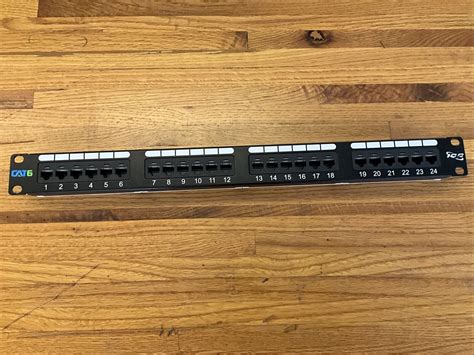 Used Icc Icmpp02460 Patch Panel Cat 6 24 Port 1 Rms Ubb Threads