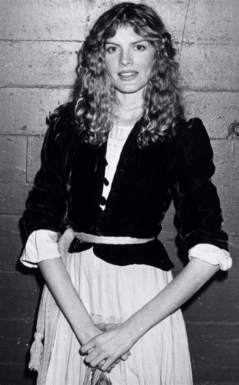 35 Black And White Photos Of Rene Russo As A Model In The 1970s