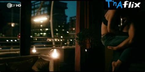 Han So Hee Sexy Scene In Nevertheless