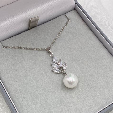 Vienna Vintage Pearl Drop Wedding Earrings