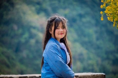 Phúng phính Mua Thị Dua sau 6 tháng lên Hà Nội làm người mẫu livestream Hết vẻ ngây thơ diện