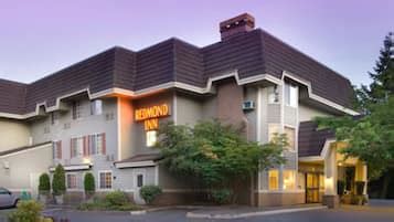 Top 10 Hotels Closest To Microsoft Campus