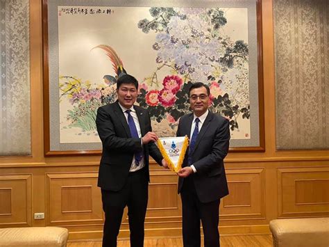 МҮОХ ны тэргүүн дэд ерөнхийлөгч Б Баттүшиг БНХАУ аас Монгол Улсад суугаа Элчин сайд Чай