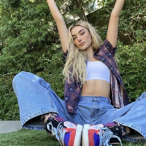 Olivia Obrien On Instagram Bein Alone Is Fun Xd” Olivia Obrien Fashion Women