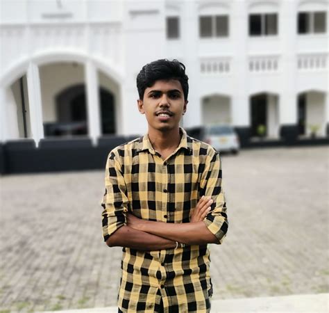 Ravindu Madhubhashana Medium