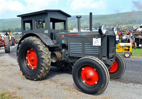 Case Tractor Old At Ernest Dale Blog