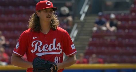 3 Reds Pitchers Make Baseball Americas Top 100 Prospect List Redleg