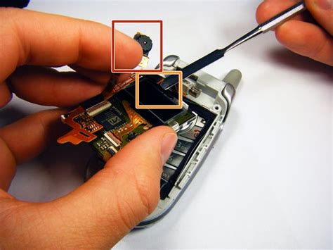 Замена динамика наушника Motorola V551 Hd01
