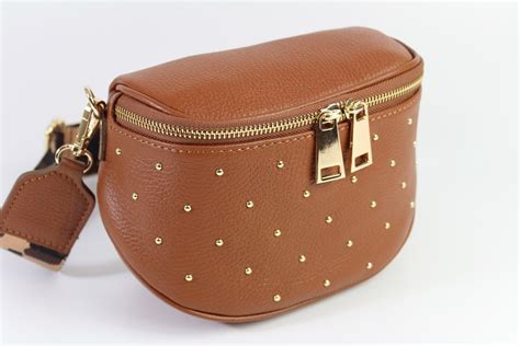 Малки дамски чанти естествена кожа 1423 кафяво Logofashion куфари чанти ръкавици колани и