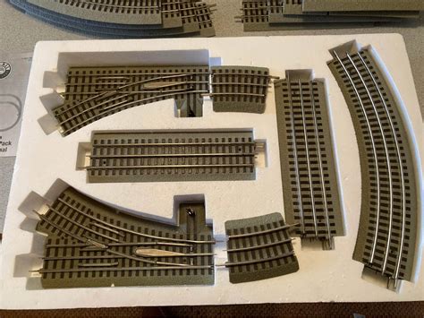 Lionel Fastrack Outer Passing Loop Add On Pack Hubs And Switches