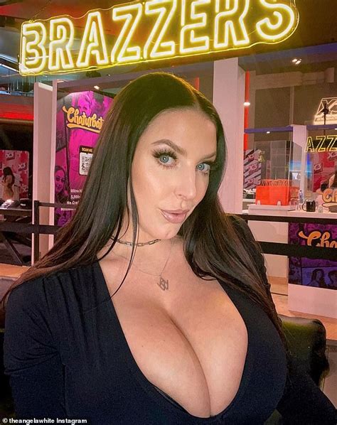 Angela White Australias Biggest Porn Star Now Unrecognisable Daily