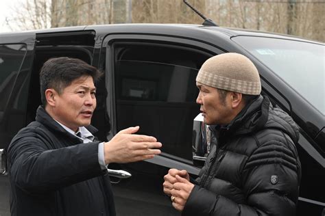 Төв цэнгэлдэх хүрээлэнгийн хойно баригдаж буй барилгын ажлыг зогсоохоор болжээ · Dorgio Mn