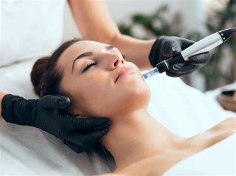 كل ما تودين معرفته عن جهاز الديرما بن لترميم البشرة