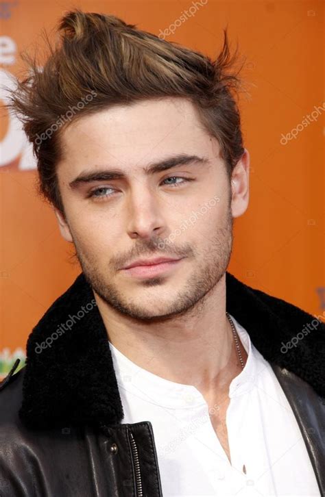 Actor Zac Efron — Stock Editorial Photo © Popularimages 104446088