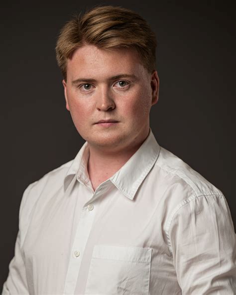 Desmond Havlin N I Opera