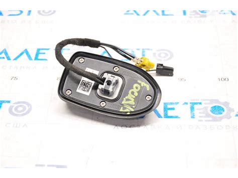 Антенное гнездо Ford Focus Mk3 11 15 две фишки Купить на Запчасти