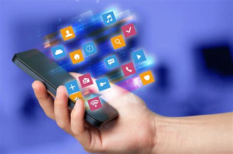 다채로운 응용 프로그램 아이콘과 기호 개념과 전화를 사용하여 손을 개발에 대한 스톡 사진 및 기타 이미지 개발 검사 보기 구매 Istock