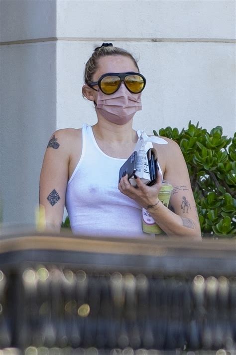 Miley Cyrus Braless Of The Day
