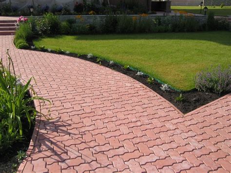 Тротуарная плитка в ландшафтном дизайне