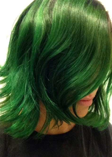 Jenna Mcdougall Straight Green Bob Shaggy Bob Uneven Color Hairstyle