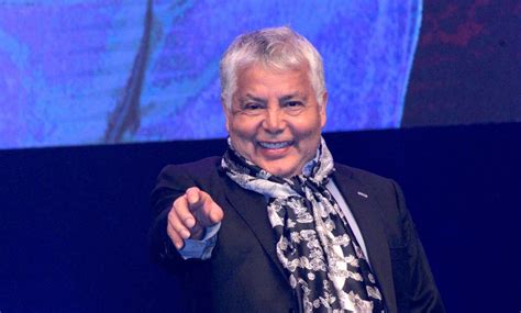 Mitzy Planea Lanzar Una Línea De Cosméticos De La Cantante Dulce La Opinión