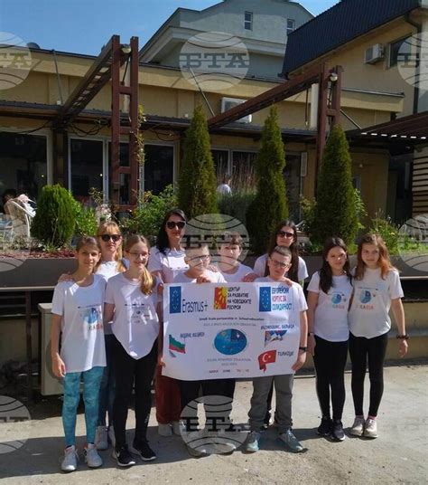 Деца от три държави повишиха знанията си в областта на природните науки по проект Еразъм Утро