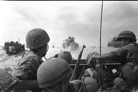 מלחמת ששת הימים תמה ובמחלקות הסחר נולד פרזנטור חדש החייל הישראלי מקור ראשון