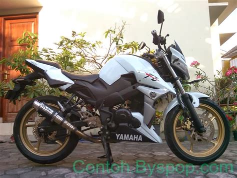 Contoh Modifikasi Yamaha Byson Bergaya Susuki Gsr Pajang Foto Yamaha Byson Fz Modification