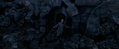 ციხეს რათ უნდა რკინის კარები Coub