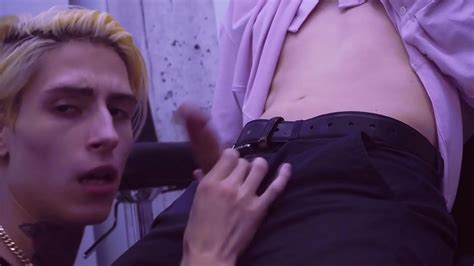 Made A Blowjob To Her Boyfriend