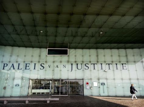 Voormalig Vvd Kopstuk Dief Robin Linschoten Ontsnapt Aan Celstraf Oozo Nl